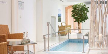 Tratamentos corporais, hidroterapia, massagens com pedras quentes