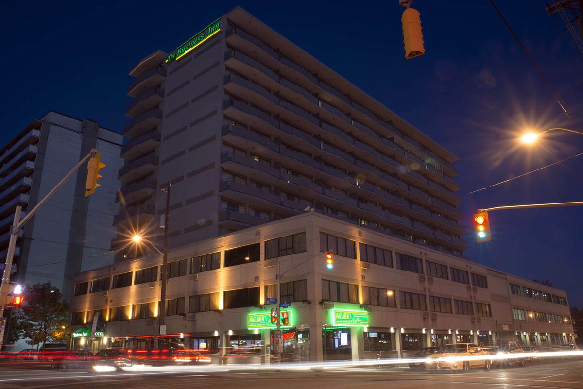 The Business Inn Reviews, Deals & Photos 2024 - Expedia.ca