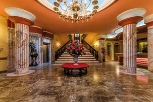 Entrada (vista interior)