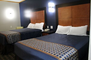 Quarto casal | Pia do banheiro