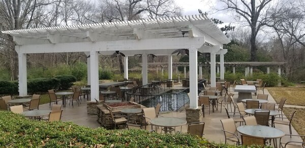 Downtown Guest Quarters Hotel - El Dorado, AR