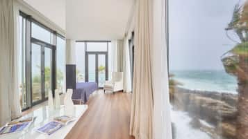 Suite | Roupa de alta qualidade, minibar, cofre no quarto