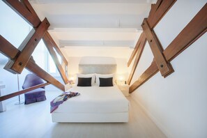 Quarto casal, vista para o mar | Roupas de cama premium, frigobar, cofres nos quartos