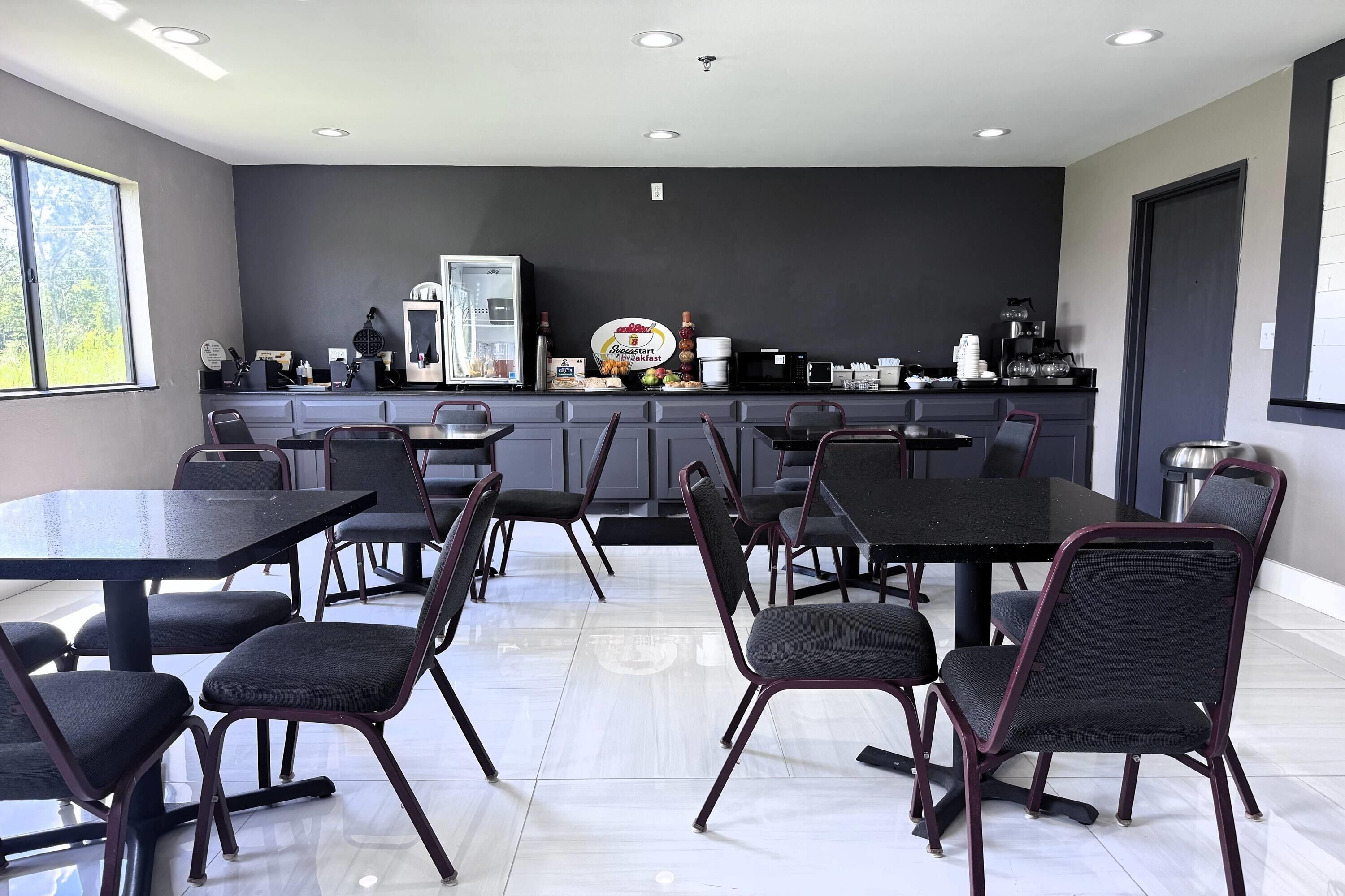 Pequeno-almoço takeaway incluído aos fins de semana 