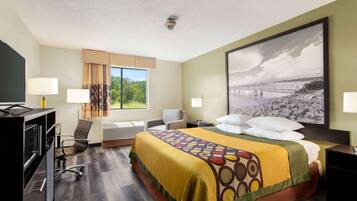 Secretária, ferro/tábua de engomar, Wi-fi grátis