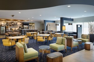 Café da manhã e jantar