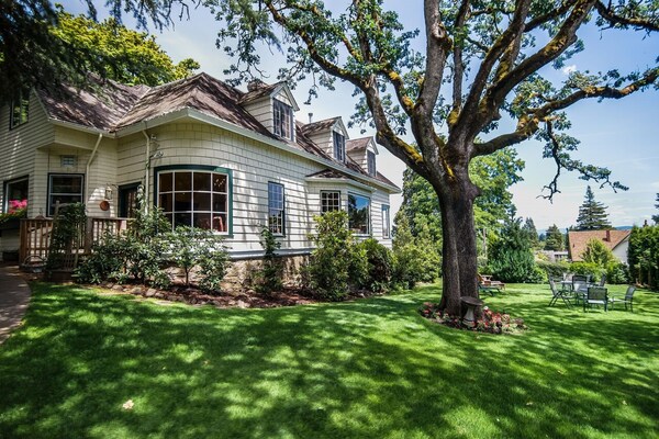 Campbell House Inn - Eugene, OR