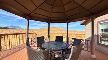 Casa, 4 quartos (Panoramic) | Terraço/pátio