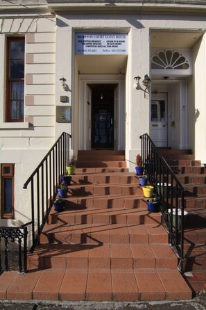 Fachada da propriedade