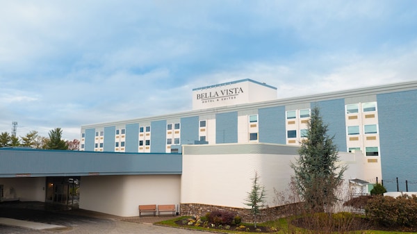 Bella Vista Hotel & Suites - Lynchburg, VA
