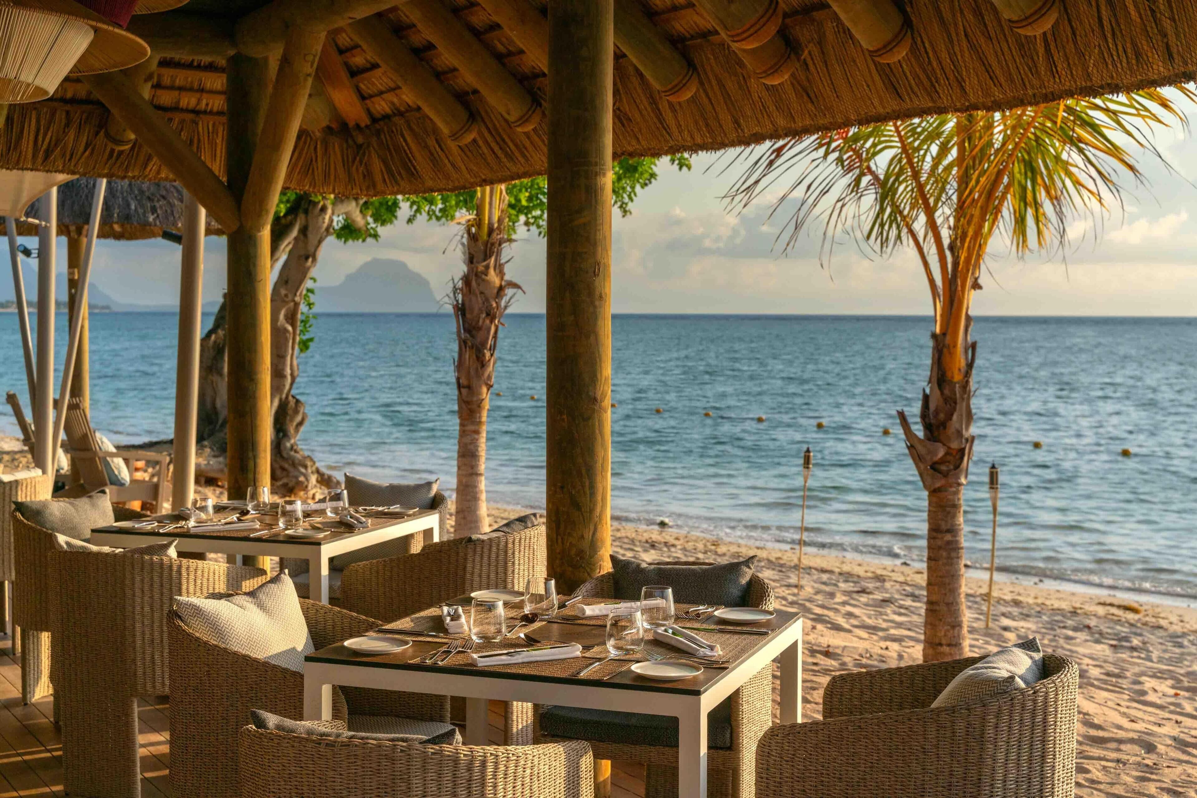 4 restaurantes: servem pequenos-almoços, almoços e jantares
