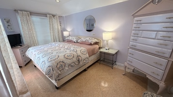 Tropical Suite | Roupas de cama premium, Wi-Fi de cortesia, individualmente decorados