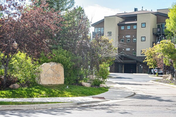 全季度假旅舍克里斯特维公寓酒店 - 猶他