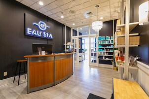 Sauna seca, banheira de hidromassagem