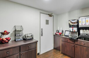 Café da manhã continental grátis todos os dias