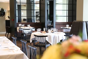 Almoço e jantar