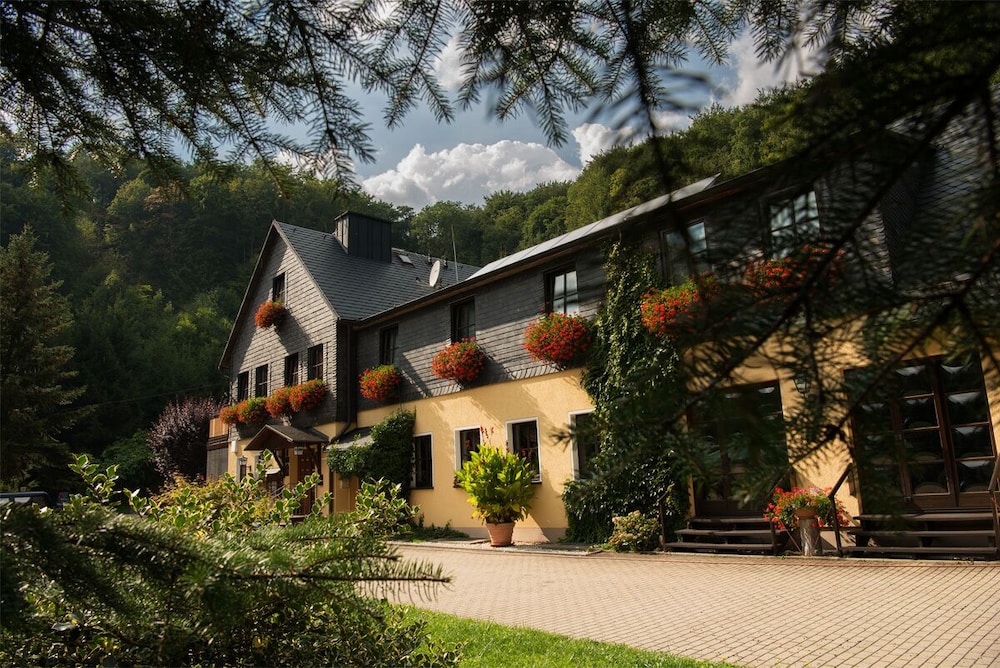 Flair Hotel Mellestollen - Saalfeld