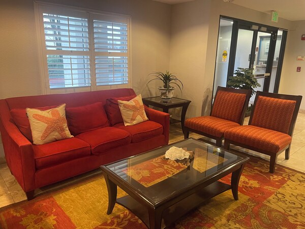 Harvest Inn, Dixon/ Uc Davis. - Davis