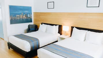 Quarto Standard, 2 camas de casal | 1 quarto, roupa de alta qualidade, cofre no quarto, secretária