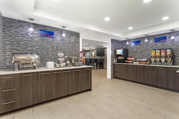 Pequeno-almoço tipo buffet diário incluído