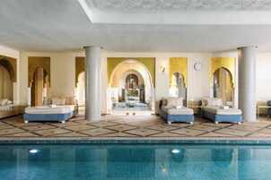 Sauna, banheira de hidromassagem, banho turco, hammam 