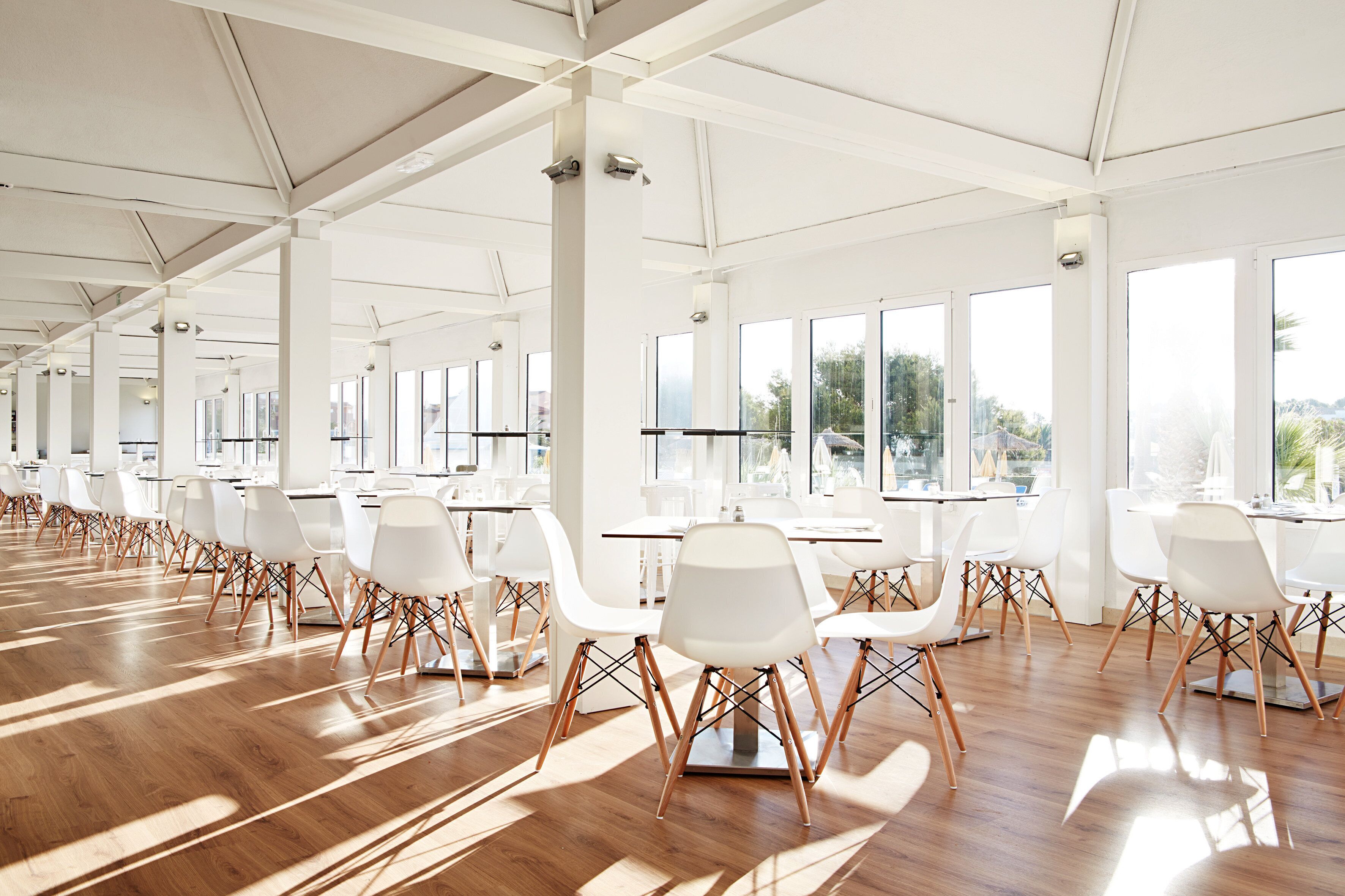 Café da manhã, almoço e jantar