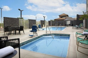 Piscina exterior 