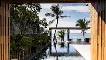 Three Bedroom Beachfront Pool Residence | Roupa de alta qualidade, camas de colchão Select Comfort