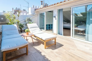Dortoir privé de 4 personnes avec terrasse | Terraço/pátio interior