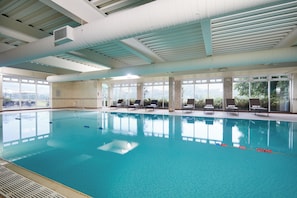Piscina interior 