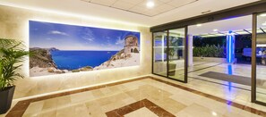 Entrada (vista interior)