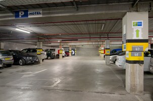 Estacionamento sem assistência (pago) (EUR 27 por noite) 