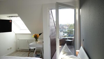 Quarto Duplo Superior | Roupa hipoalergénica, quartos insonorizados, berço de viagem 