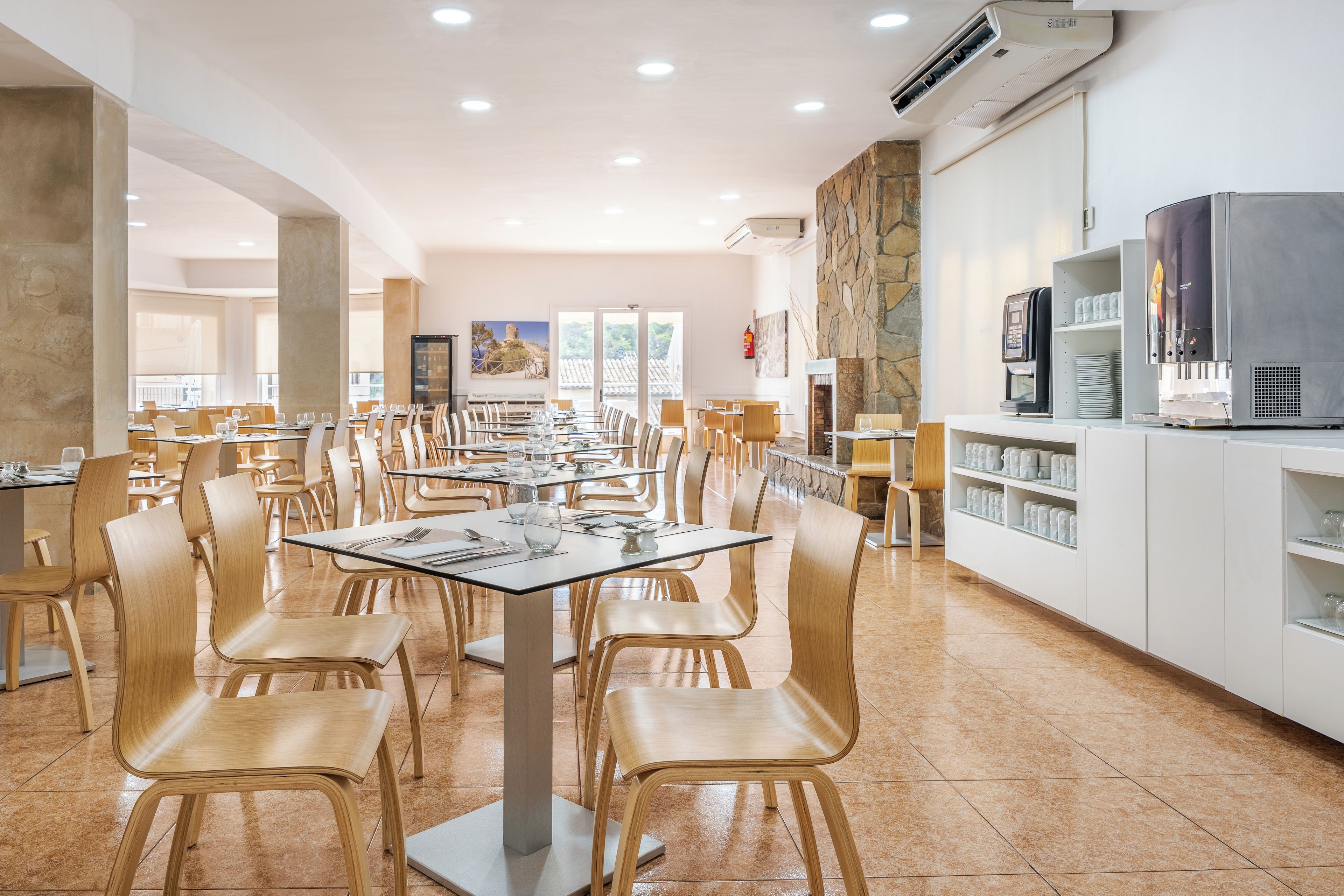 Café da manhã, almoço e jantar