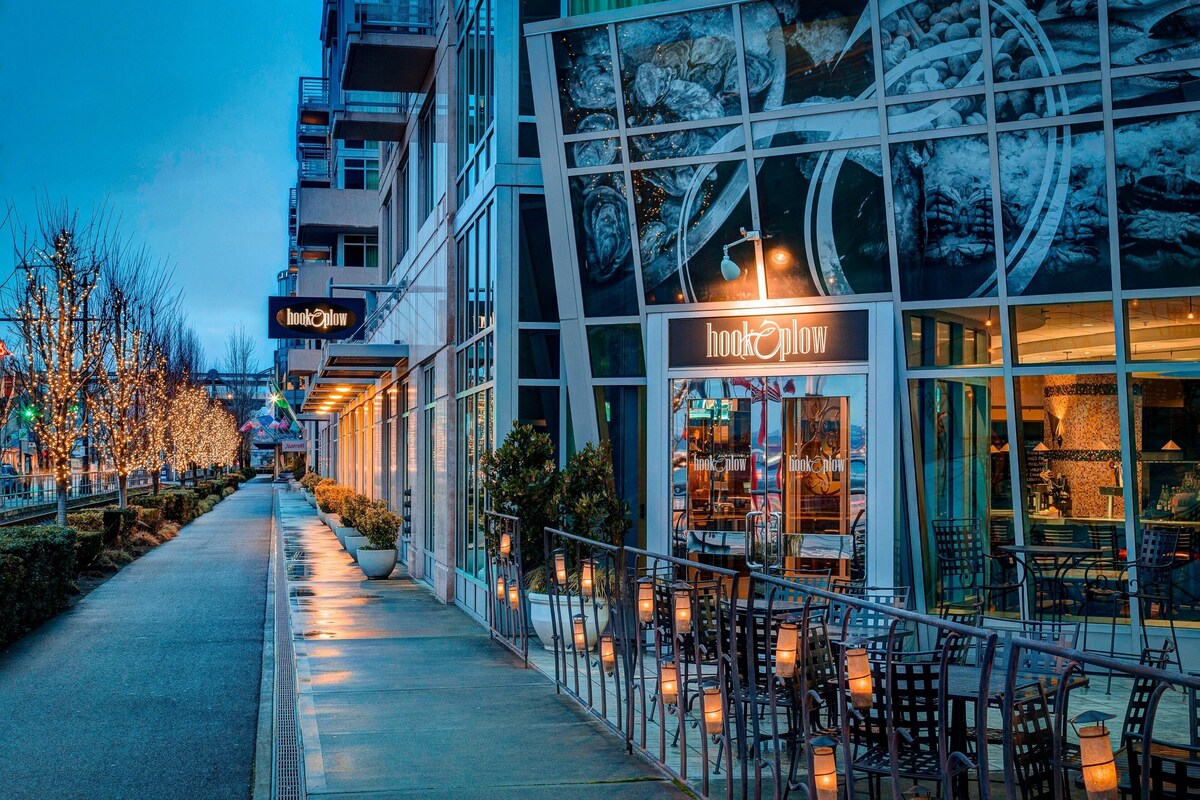 Seattle Marriott Waterfront Reviews, Deals & Photos 2026 - Expedia