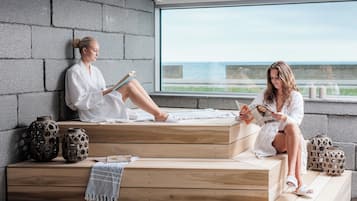 Sauna, banheira de hidromassagem, banho turco, massagens