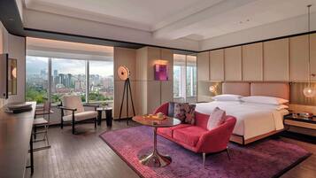 Quarto Deluxe, 1 cama king-size, vista para o parque | Roupa hipoalergénica, minibar, cofre com capacidade para portátil