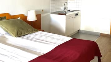 Estúdio Standard | Cofre no quarto, com decoração personalizada