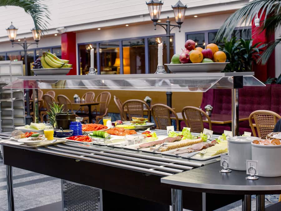 Pequeno-almoço continental diário (100 SEK por pessoa)