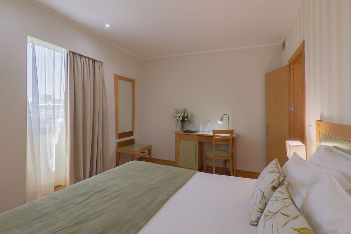 Roupas de cama de algodão egípcio, camas Select Comfort, frigobar