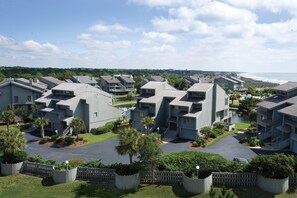 Litchfield Beach & Golf Resort Reviews, Deals & Photos 2023 - Expedia