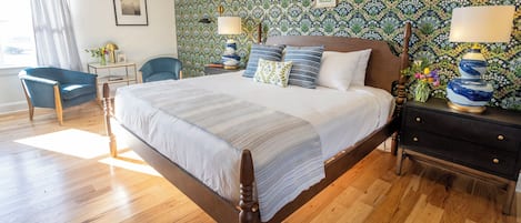 Quarto Deluxe | Roupa hipoalergénica, camas de colchão pillowtop