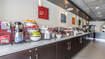 Pequeno-almoço takeaway diário incluído