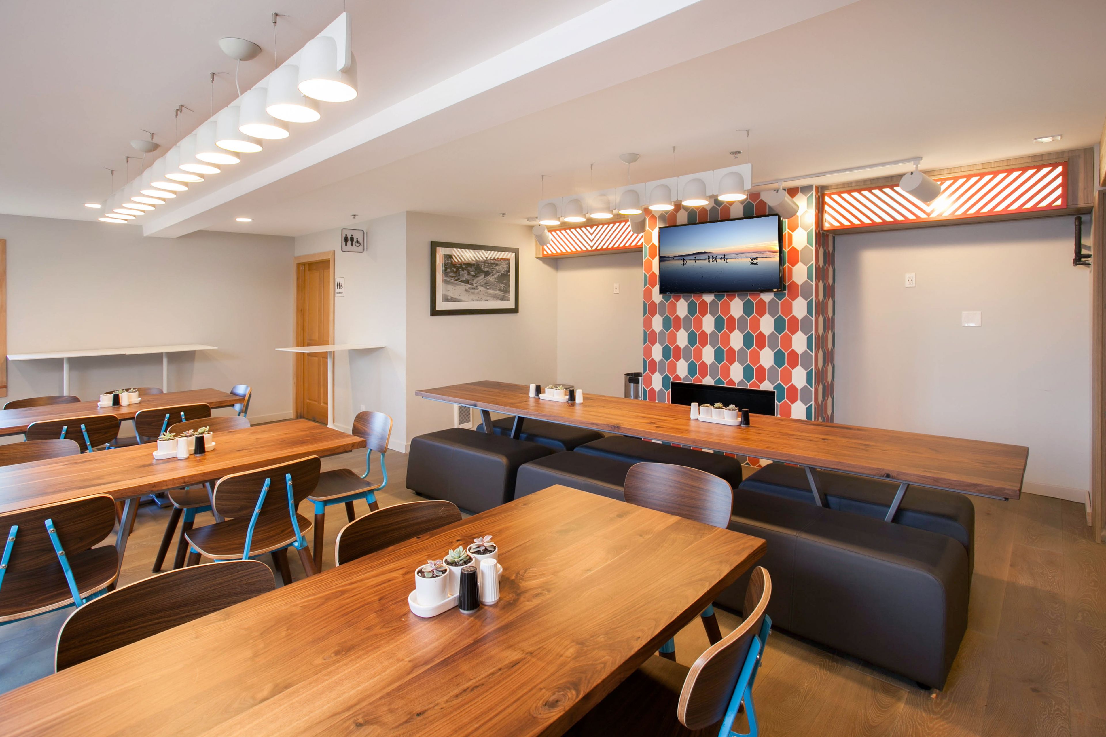 Pequeno-almoço continental diário incluído 