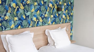 1 quarto, frigobar, cofres nos quartos, cortinas blackout
