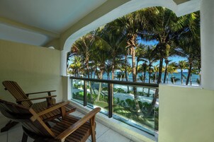 BEACH FRONT JUNIOR SUITE | Vista da varanda