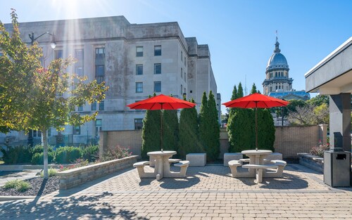 State House Inn Reviews, Deals & Photos 2024 - Expedia