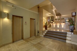 Entrada (vista interior)