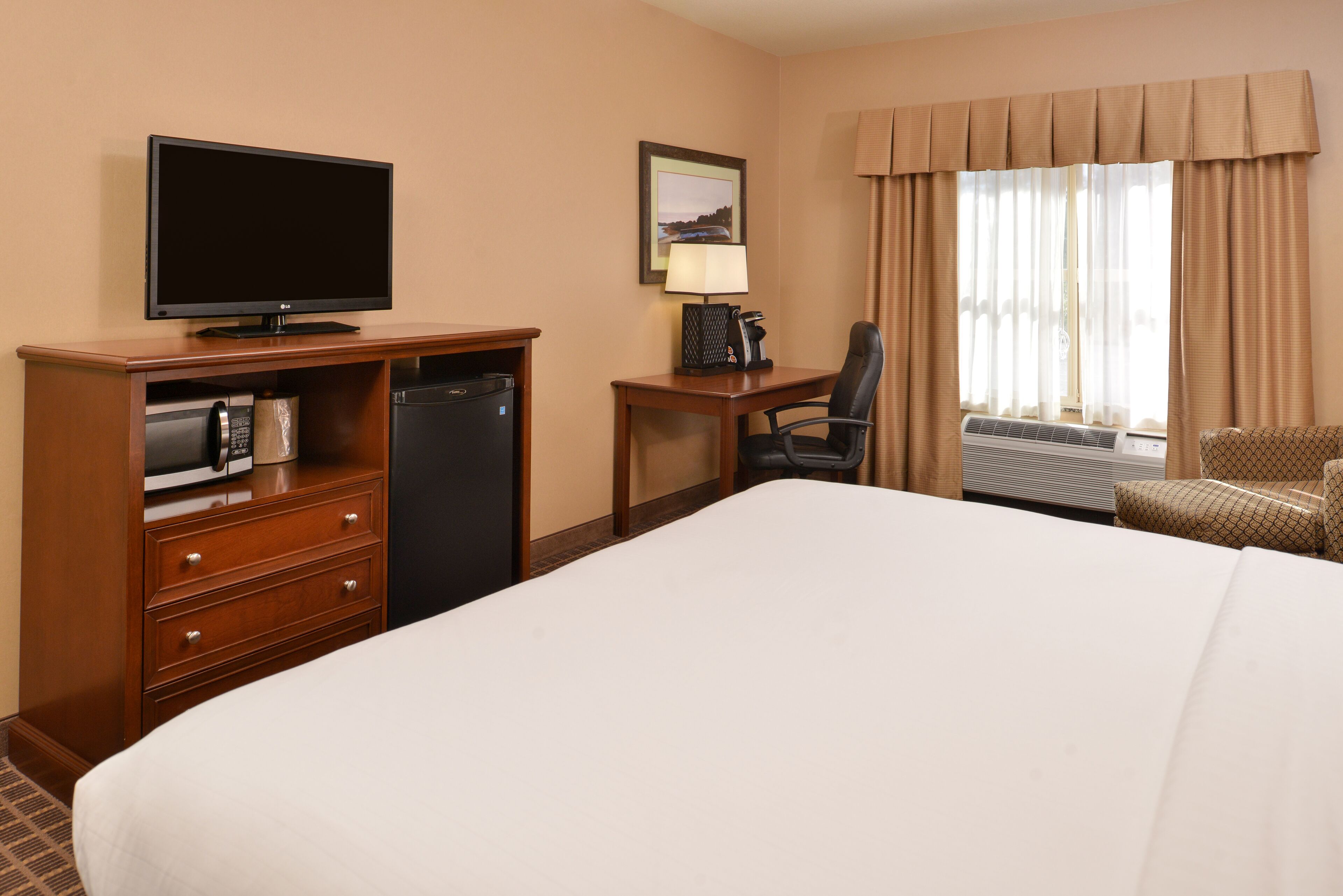 The Evergreen Hotel Reviews, Deals & Photos 2023 - AARP Travel Center