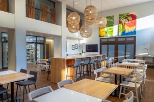 Pequeno-almoço tipo buffet diário incluído
